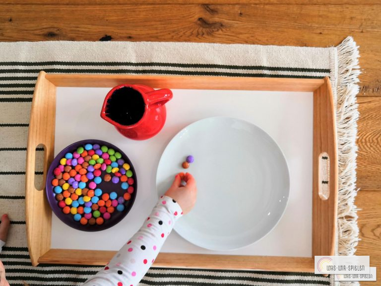 Regenbogen Smarties – Experiment - waswirspielen.com